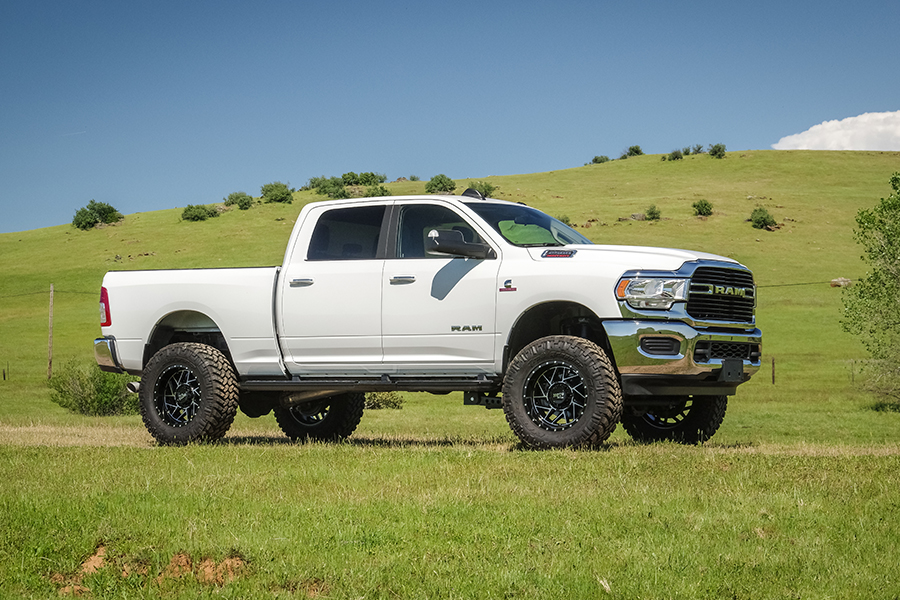 Dodge Ram 2500 3500 HD Leveling and Lift Kits | ReadyLIFT